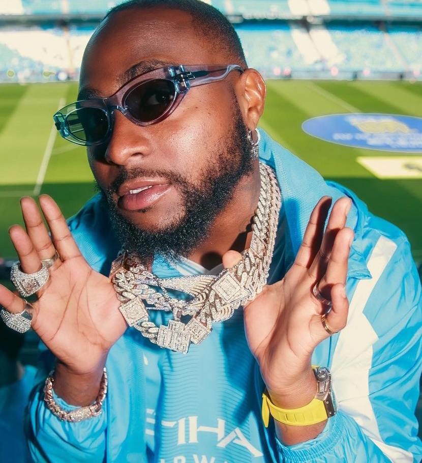 Prince (Dr.) Adesoji Masilo Adeleke congratulates Davido on deserving ...