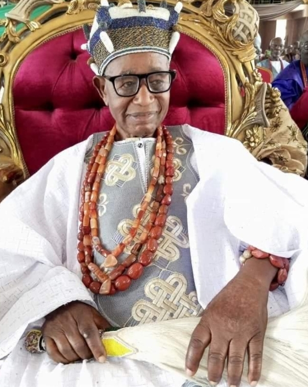 NIGERIAN Longest Reigning Monarch: HRH Oba Aladesuru, Onigede of Igede ...
