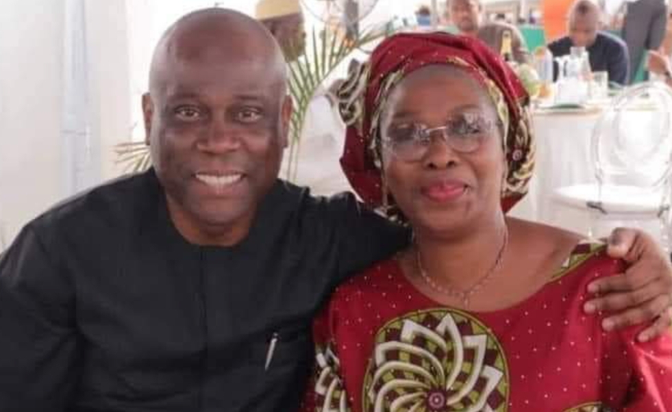 HERBERT WIGWE: THE World Moves On By Chukwudi Iwuchukwu (SIGNS OF ...